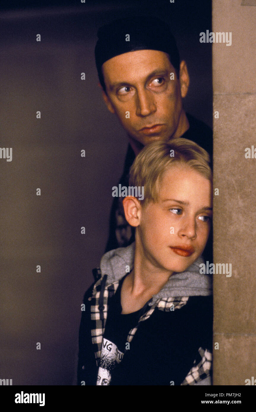 Richie rich 1994 jonathan hyde -Fotos und -Bildmaterial in hoher ...