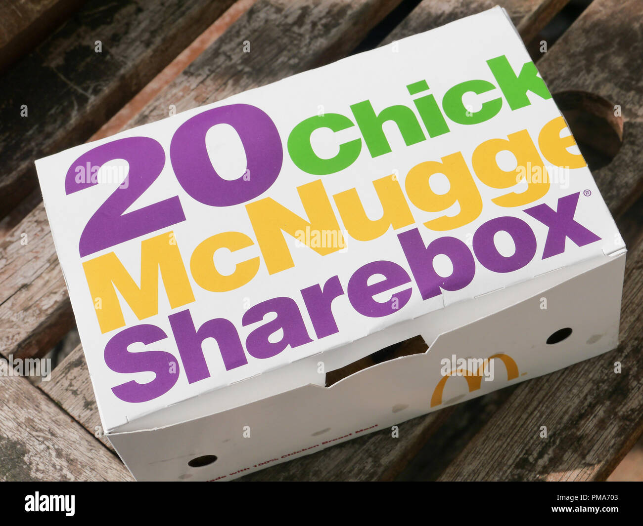 Box mcdonalds chicken nuggets -Fotos und -Bildmaterial in hoher ...