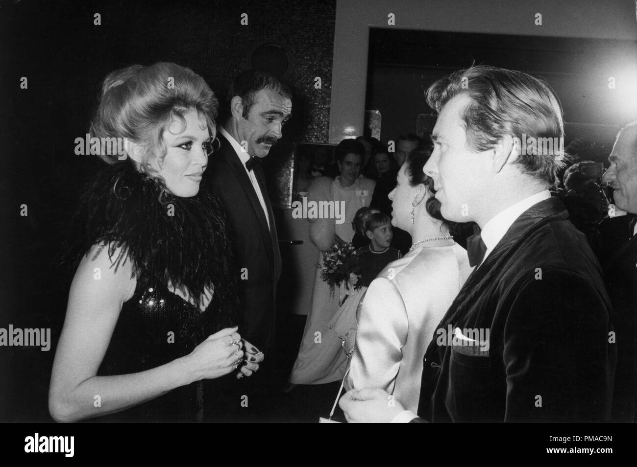 Prinzessin Margaret meets Sean Connery und Brigitte Bardot, bei der ...