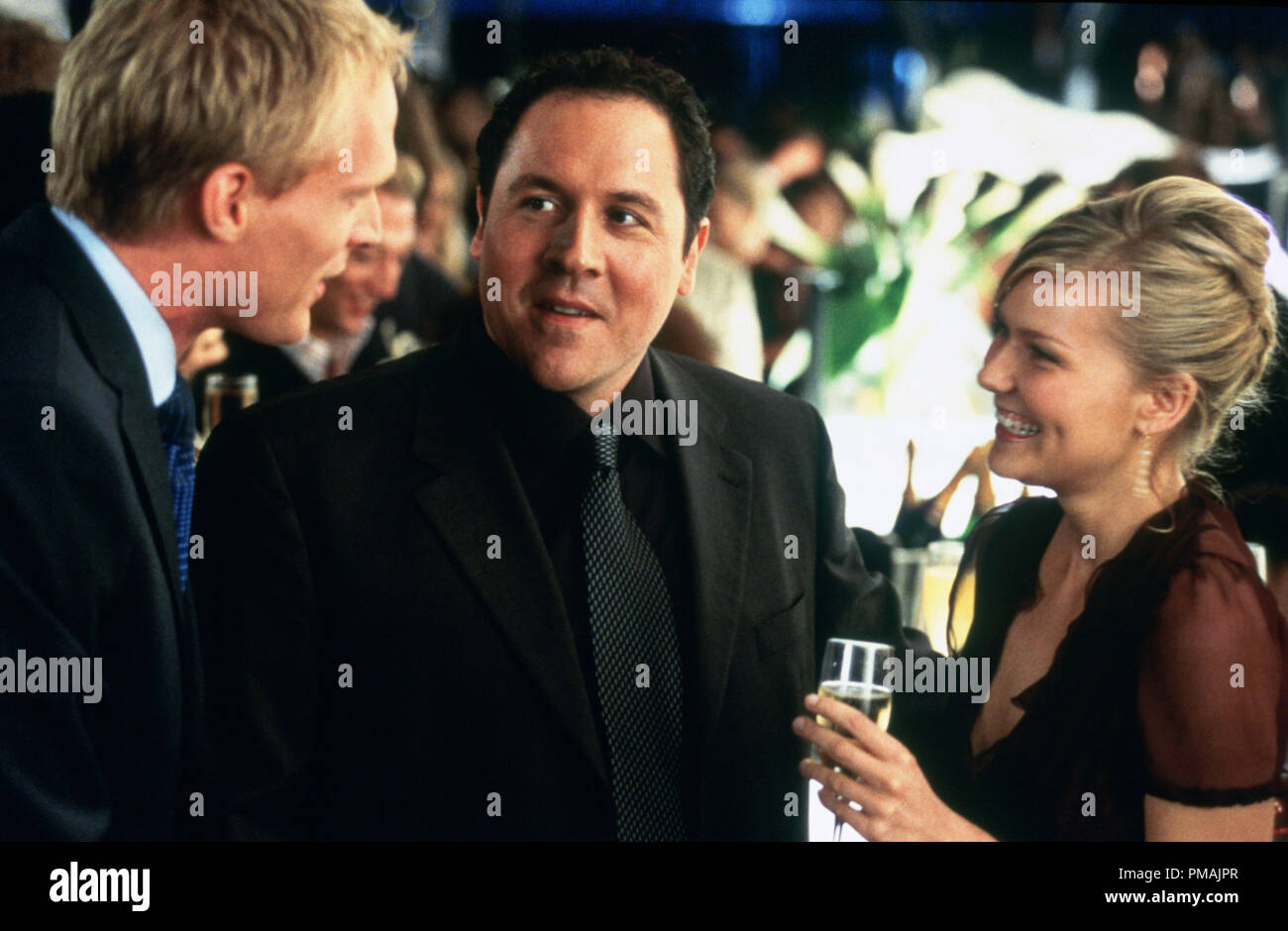 (L und R) PAUL BETTANY als Peter Colt, Jon Favreau, als Ron Roth und Kirsten Dunst als Lizzie ...