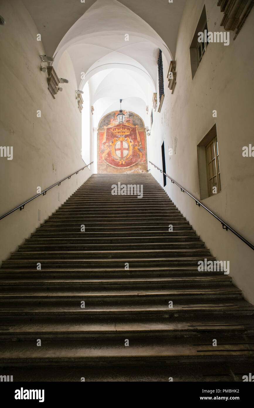 Renaissance genua -Fotos und -Bildmaterial in hoher Auflösung – Alamy