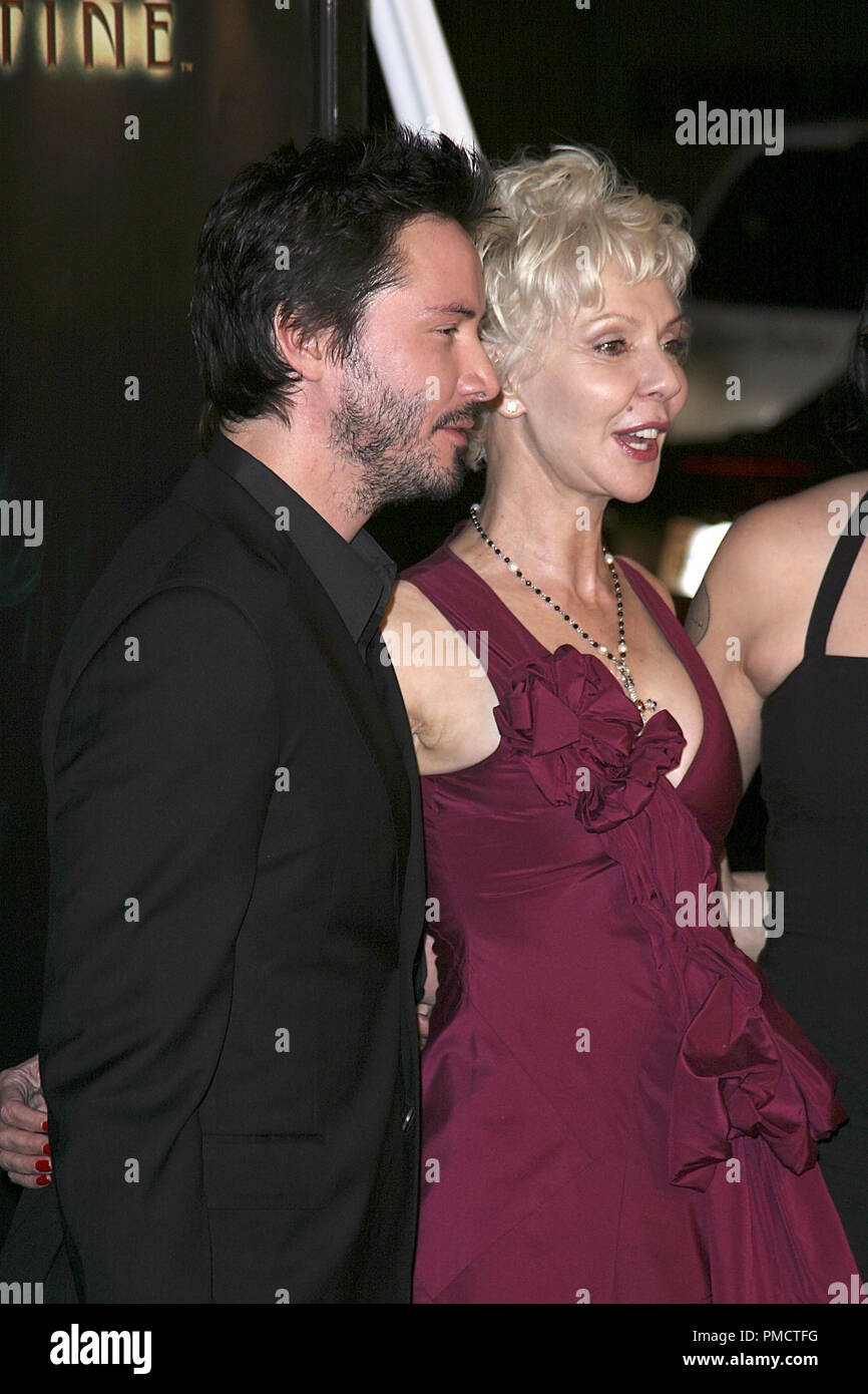 Patricia reeves mother keanu reeves -Fotos und -Bildmaterial in hoher ...