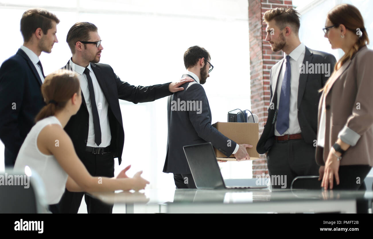 Entlassener mitarbeiter -Fotos und -Bildmaterial in hoher Auflösung – Alamy