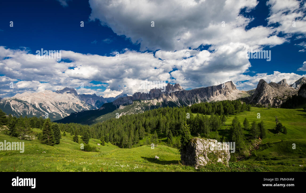 Dolomiten der schweiz -Fotos und -Bildmaterial in hoher Auflösung – Alamy