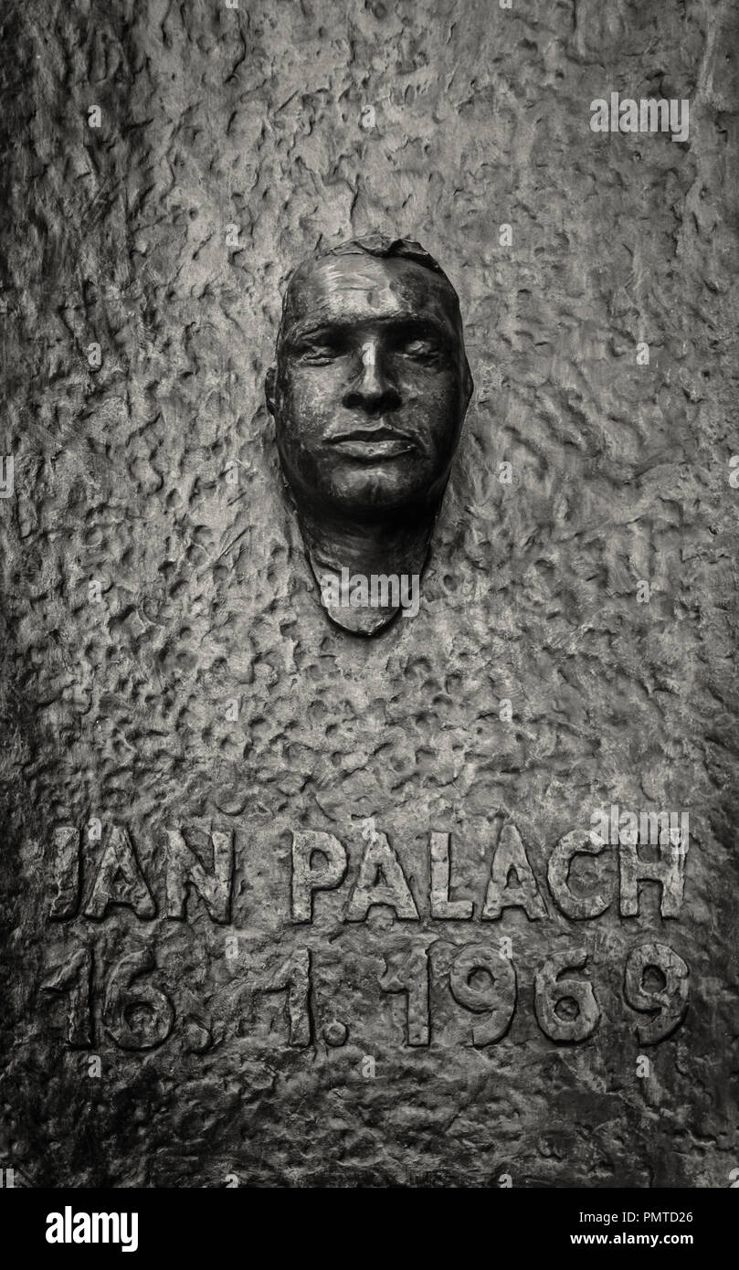 Jan palach porträt -Fotos und -Bildmaterial in hoher Auflösung – Alamy