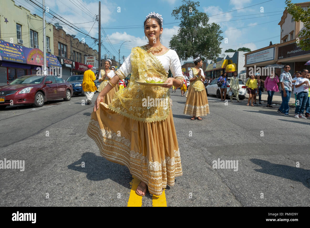 Madrassi parade -Fotos und -Bildmaterial in hoher Auflösung – Alamy