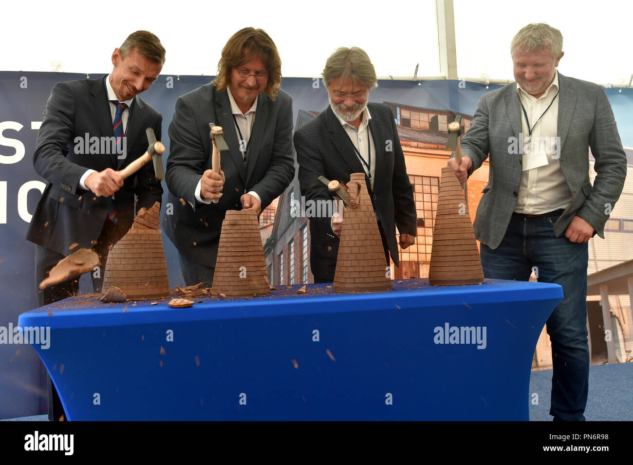 Ostrov, Tschechische Republik. 20 Sep, 2018. Feierlicher Baubeginn des ...