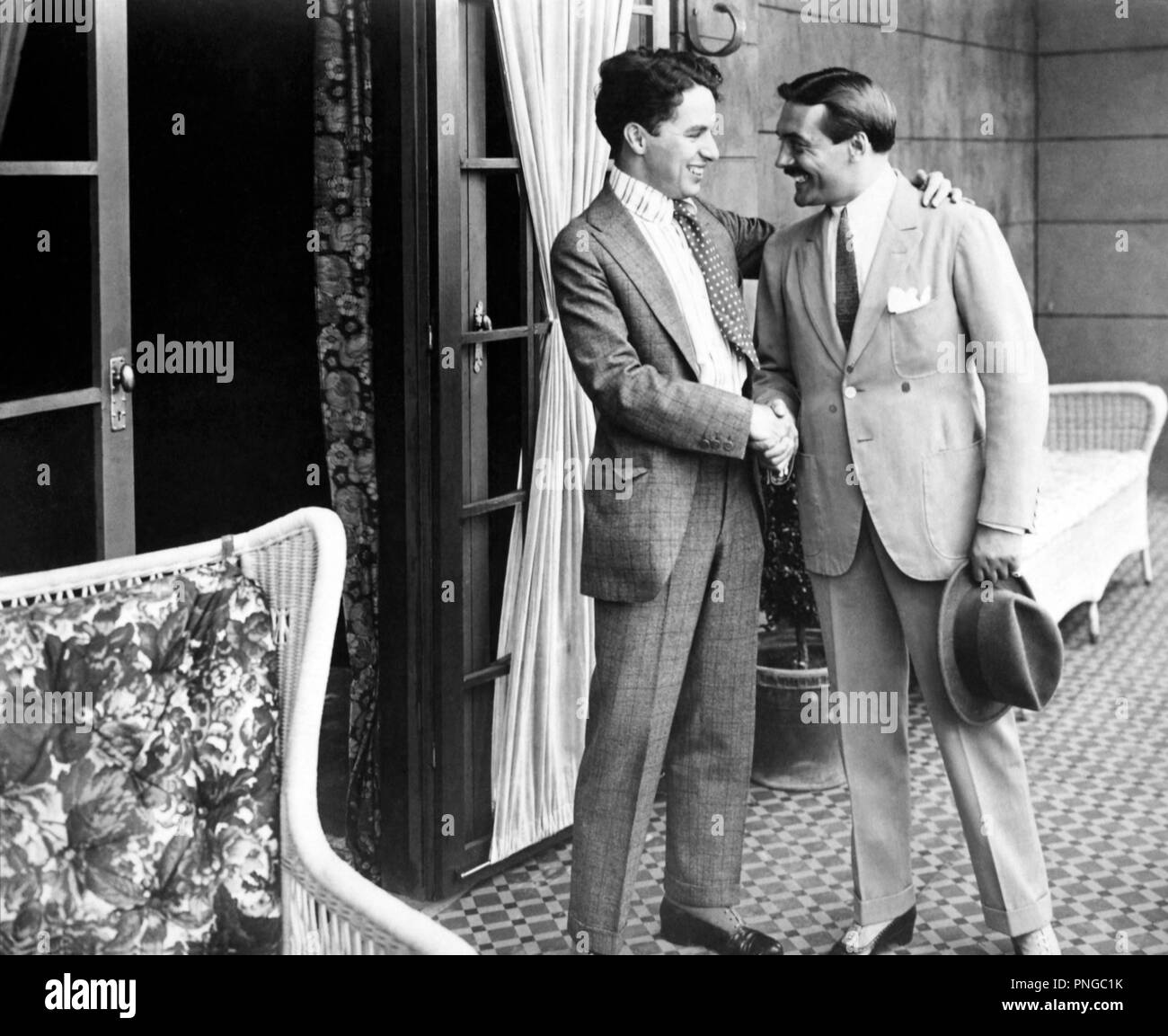 Privat charlie chaplin -Fotos und -Bildmaterial in hoher Auflösung – Alamy