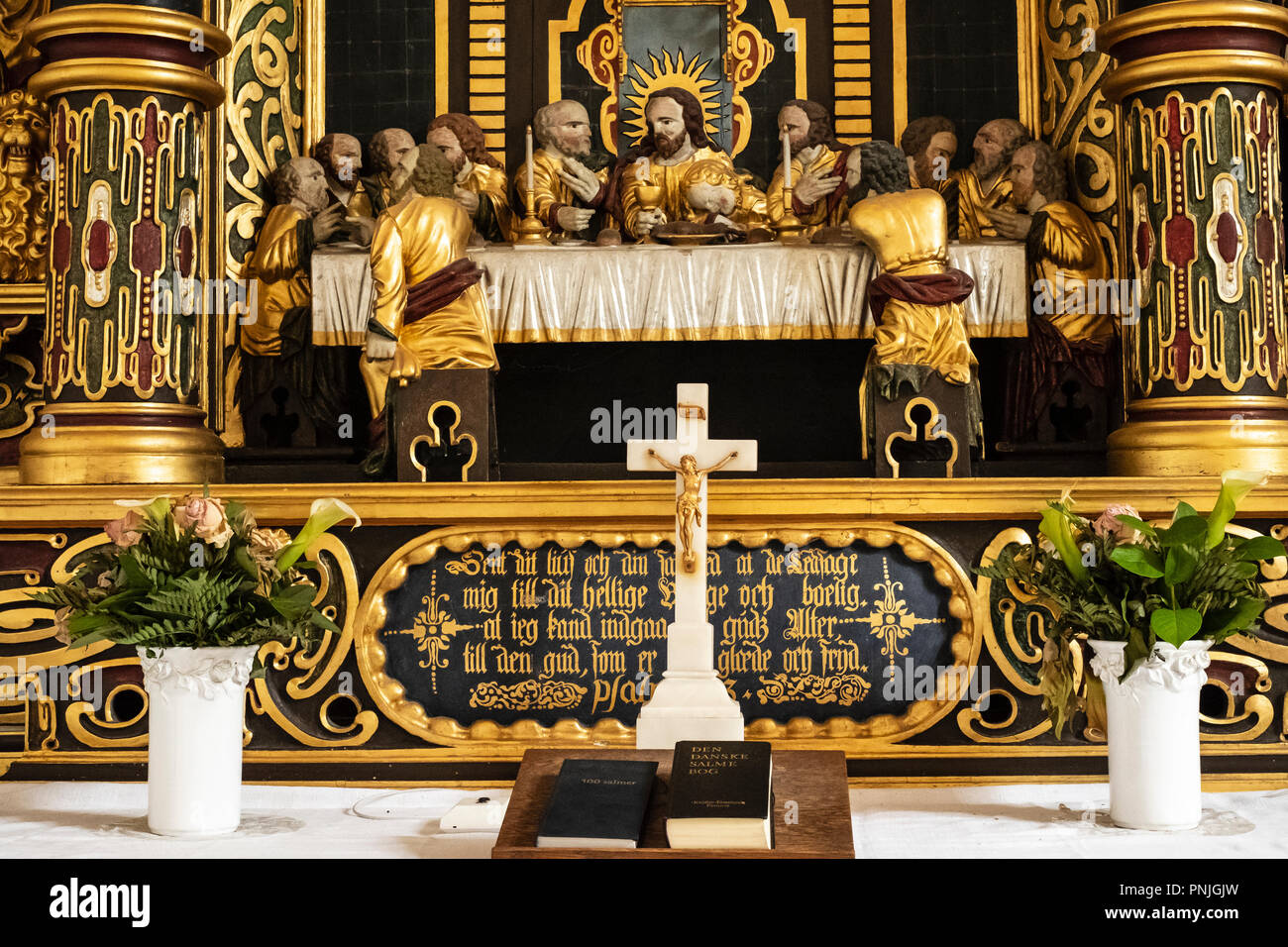 Mittelalterliches altarbild -Fotos und -Bildmaterial in hoher Auflösung ...