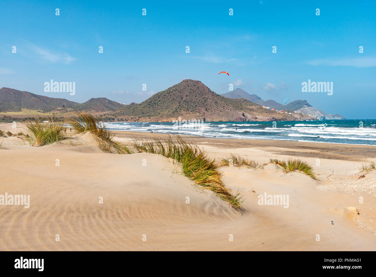 Sand dunes beach -Fotos und -Bildmaterial in hoher Auflösung – Alamy