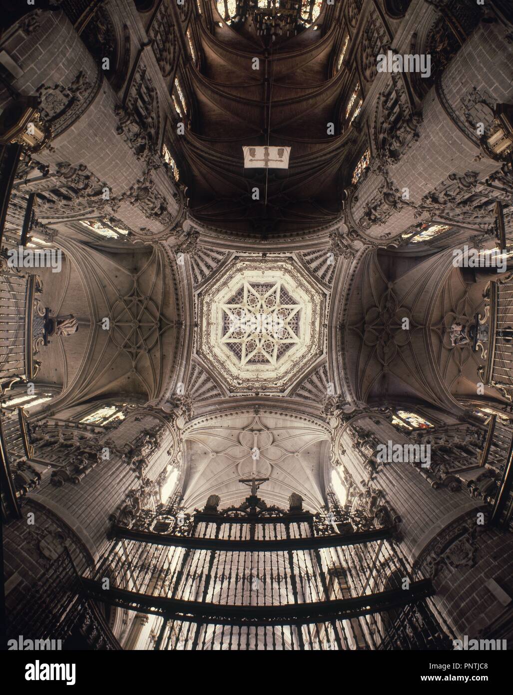 Innenraum DEL CIMBORRIO - CERRAMIENTO S XVI. Autor: VALLEJO JUAN. Lage ...