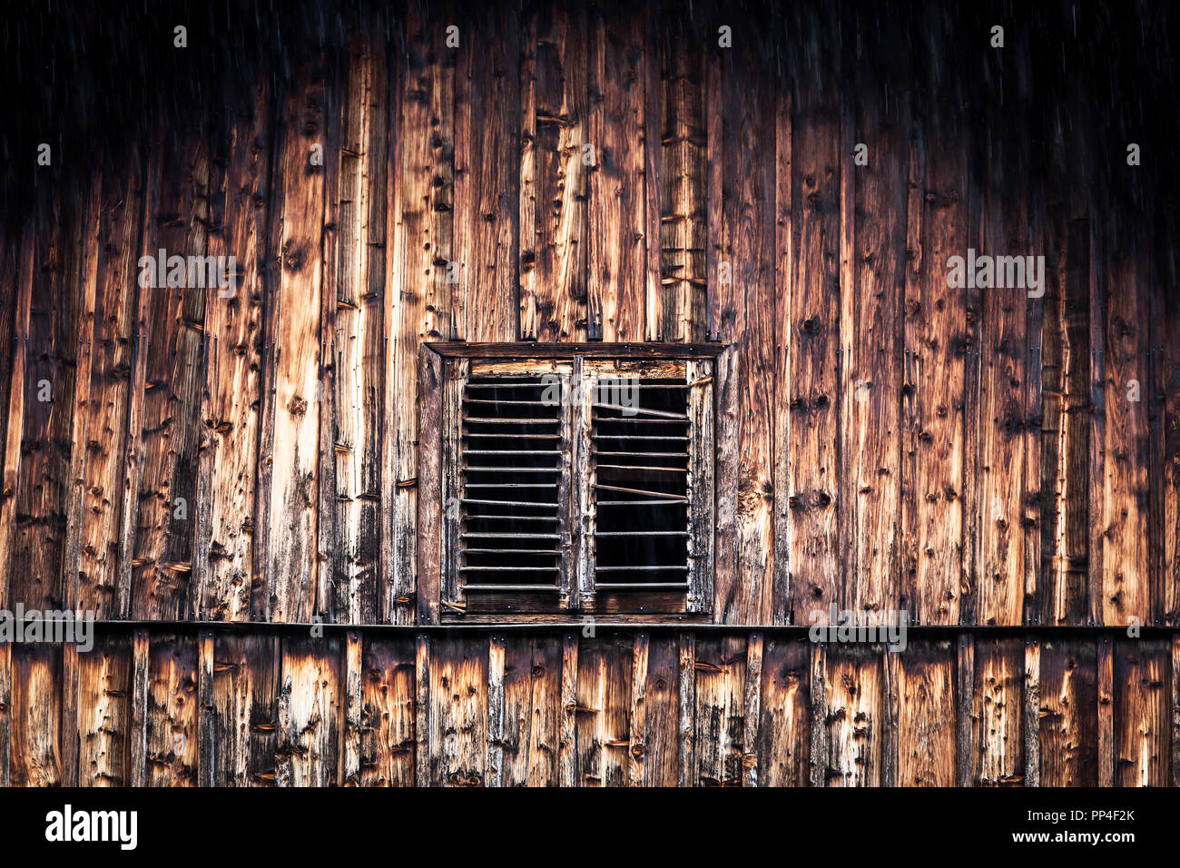 Holz Scheune Fassade Bord Stockfotos und -bilder Kaufen - Alamy