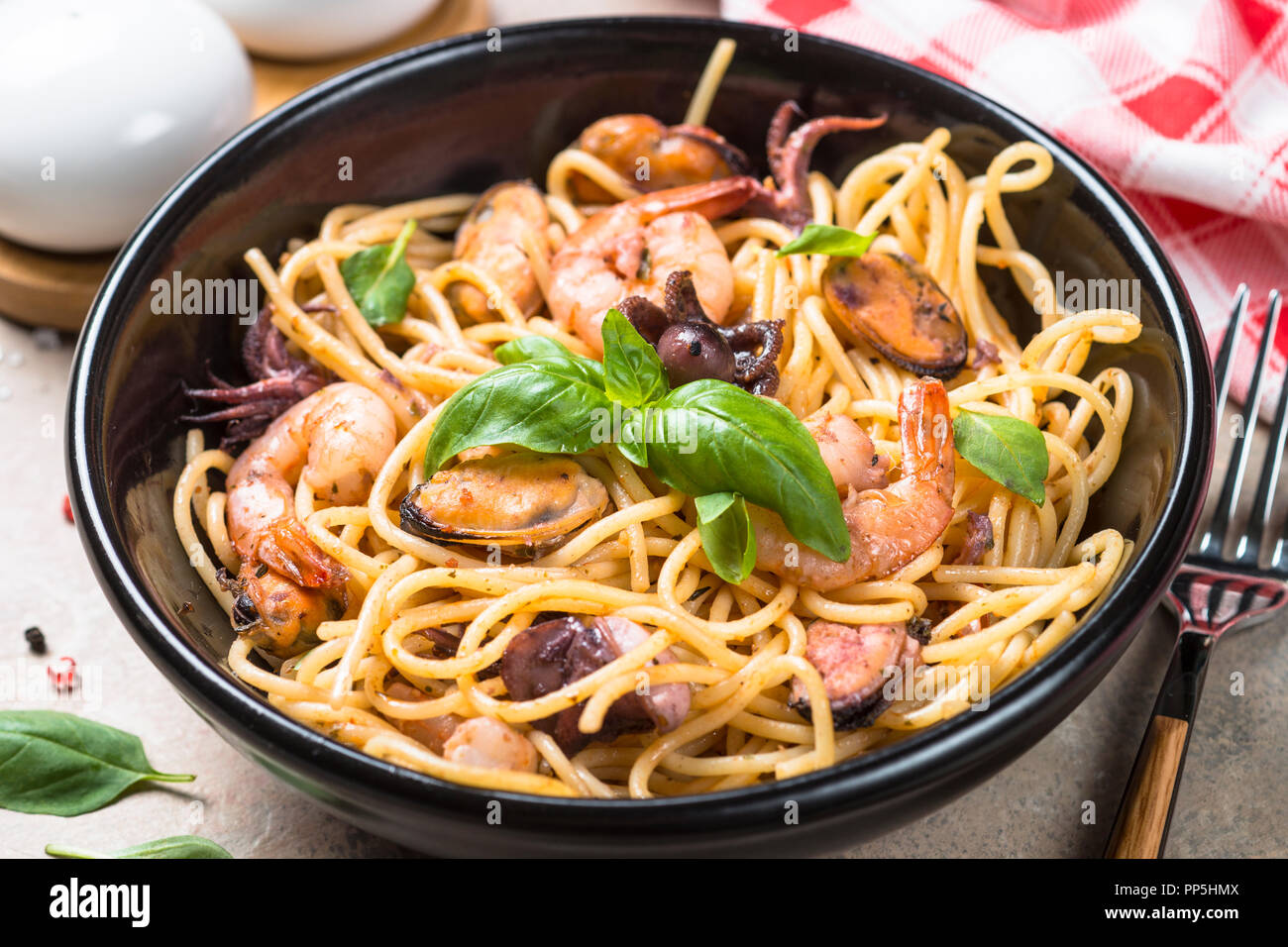 Meeresfrüchte Teller Stockfotos und -bilder Kaufen - Alamy