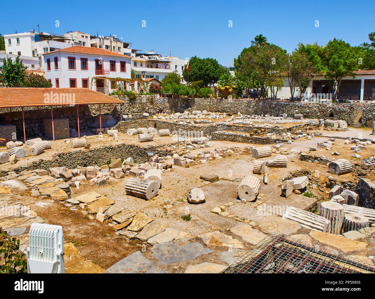 Ruinen von mausoleum -Fotos und -Bildmaterial in hoher Auflösung – Alamy