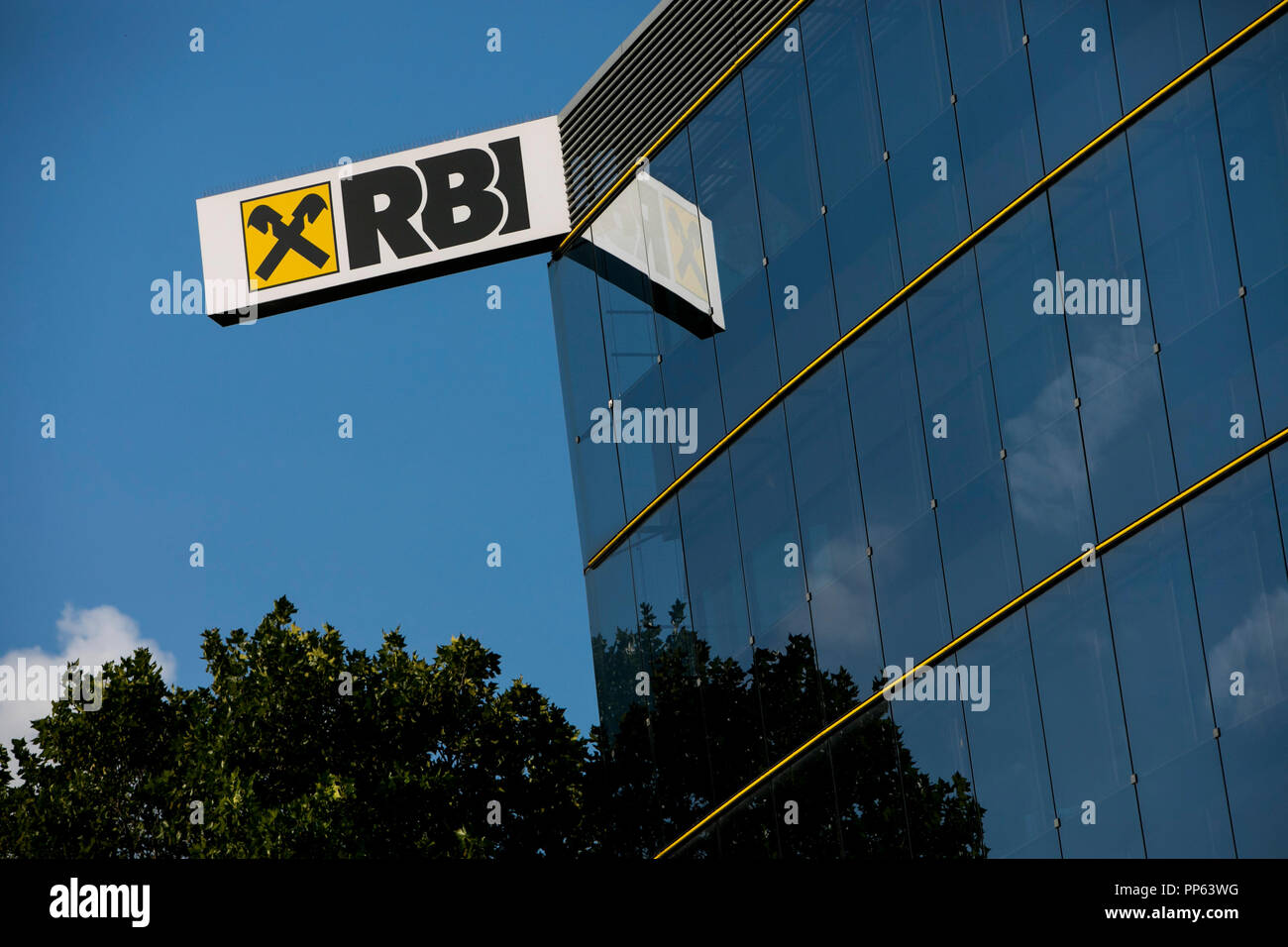 Raiffeisen logo -Fotos und -Bildmaterial in hoher Auflösung – Alamy