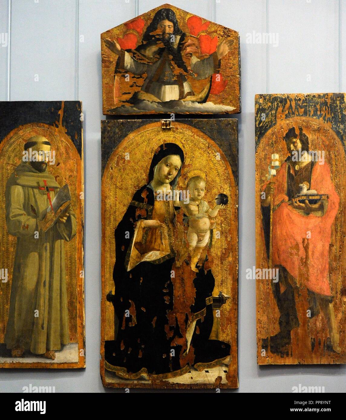 Die jungfrau und kind mit heiligen 1495 -Fotos und -Bildmaterial in hoher Auflösung – Alamy