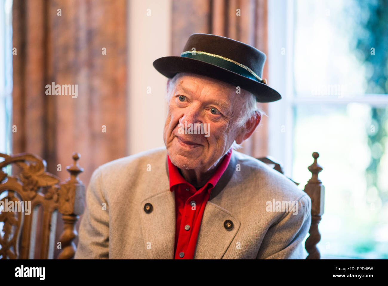 Russischer clown oleg popov -Fotos und -Bildmaterial in hoher Auflösung ...
