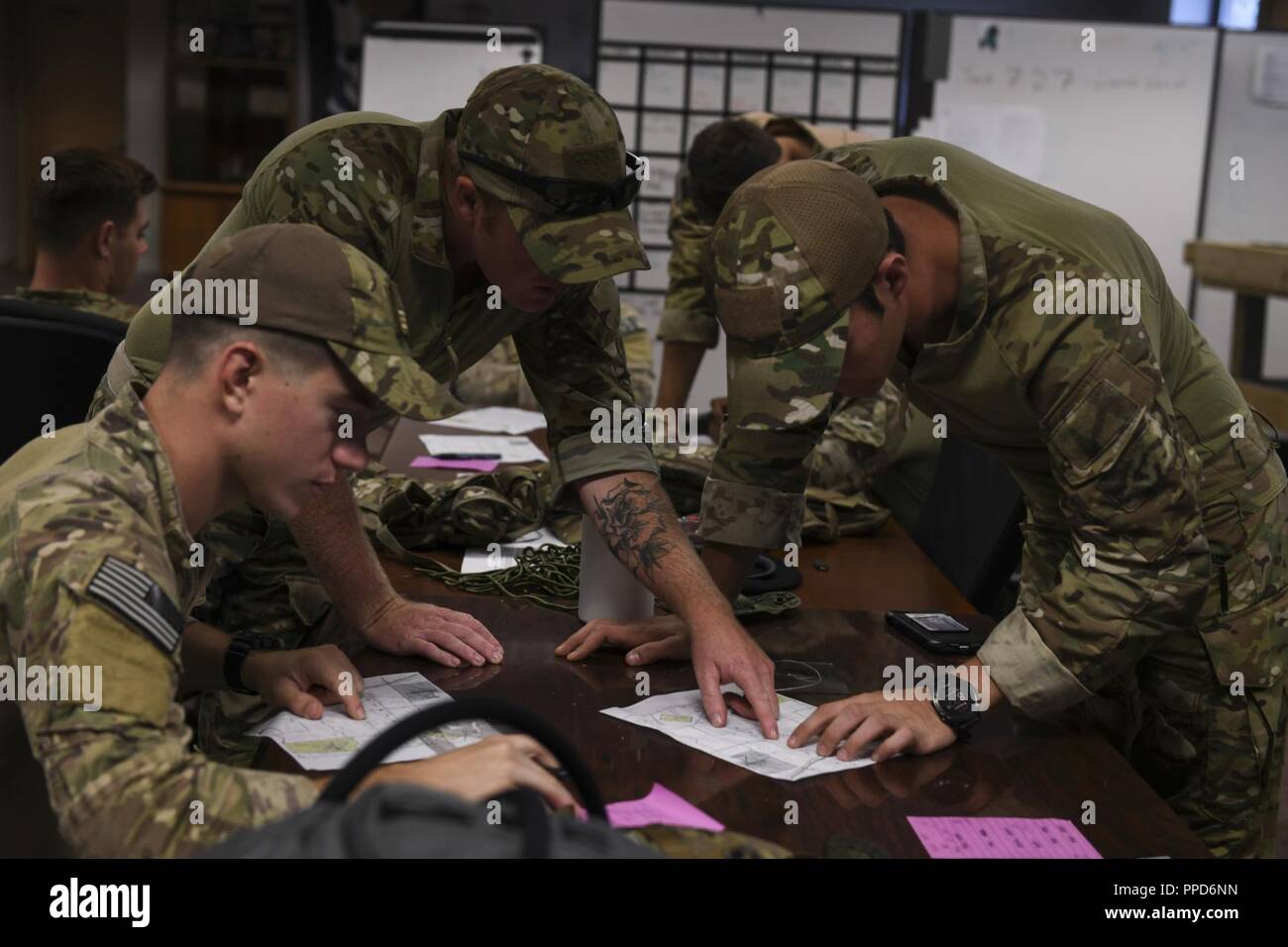 Air Commandos 1 Special Operations Security Forces Squadron und 27 ...