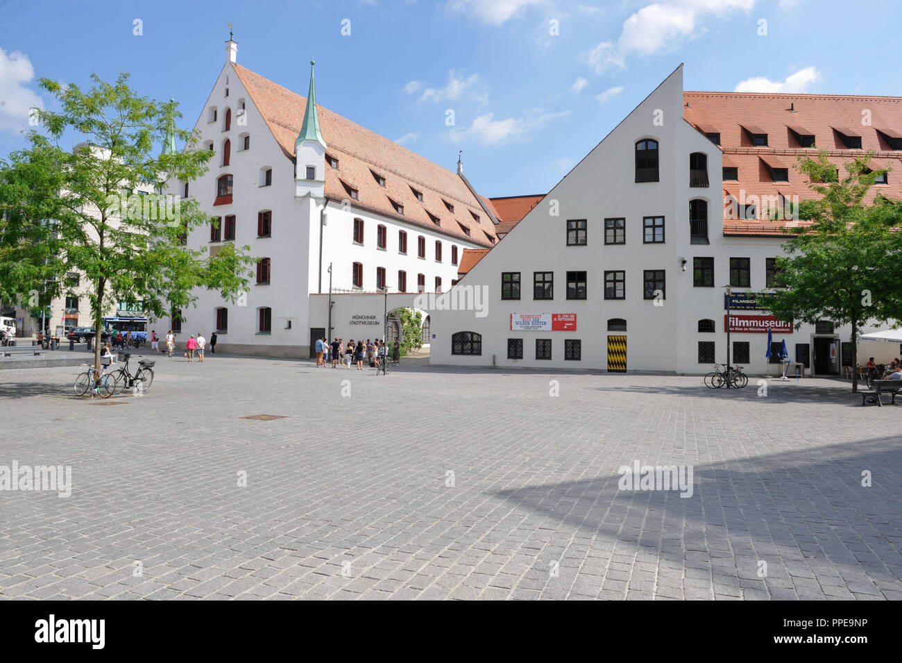 Münchner stadtmuseum -Fotos und -Bildmaterial in hoher Auflösung – Alamy