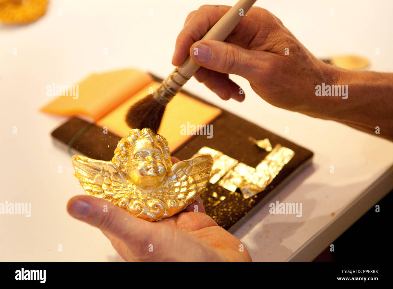 Gilder messer -Fotos und -Bildmaterial in hoher Auflösung – Alamy