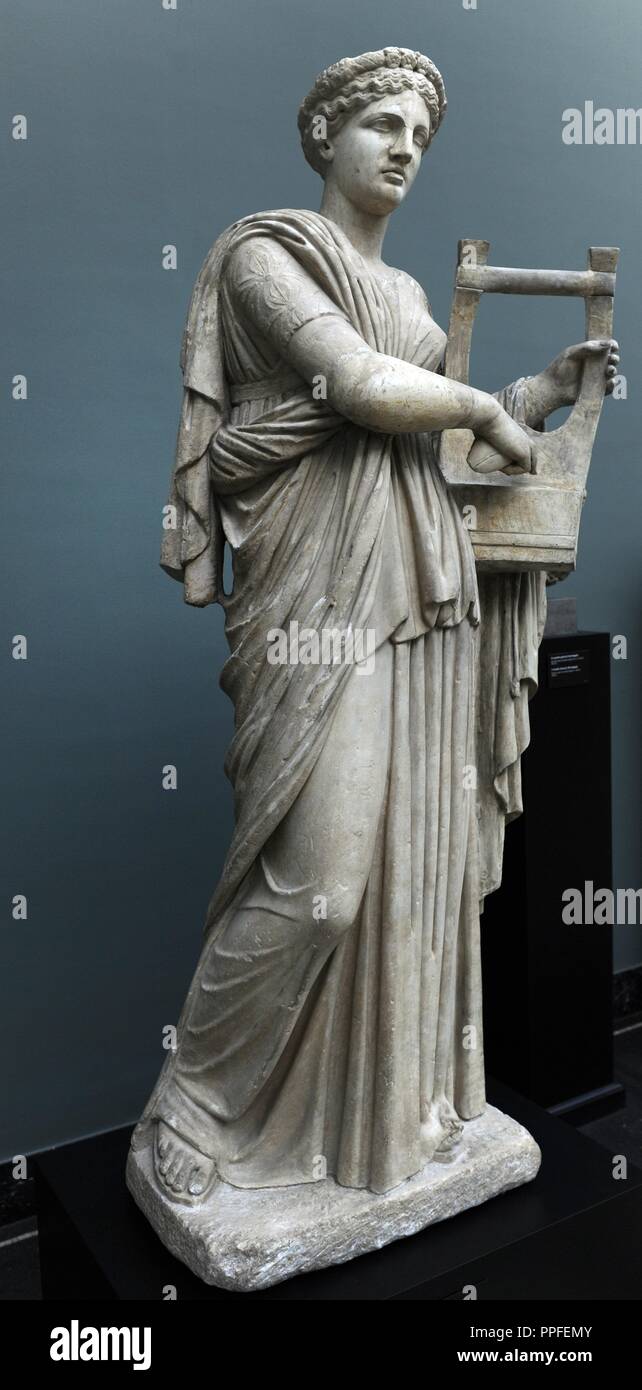 Die griechische muse von musik und poesie -Fotos und -Bildmaterial in ...