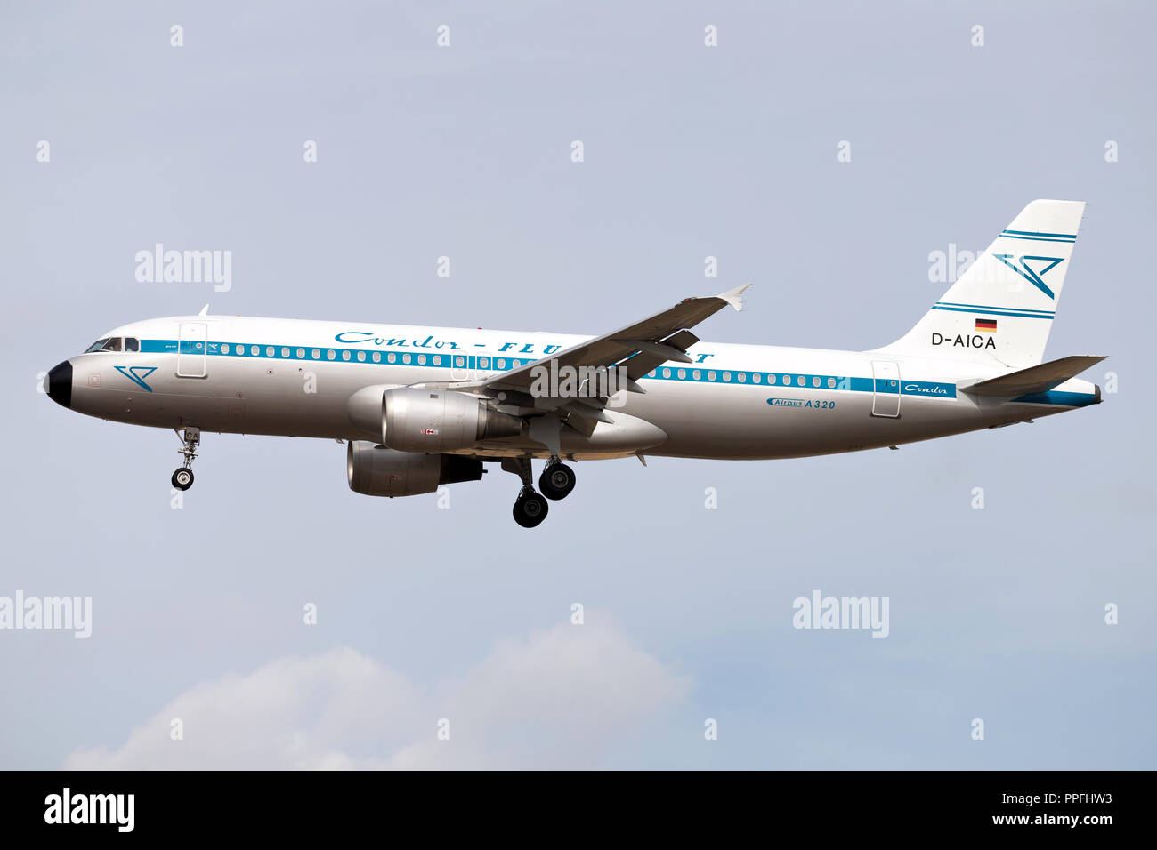 Condor Airbus A320 200 Stockfotos und -bilder Kaufen - Alamy