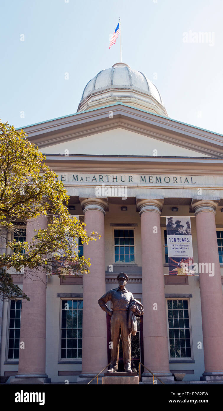 Die macarthur statue -Fotos und -Bildmaterial in hoher Auflösung – Alamy