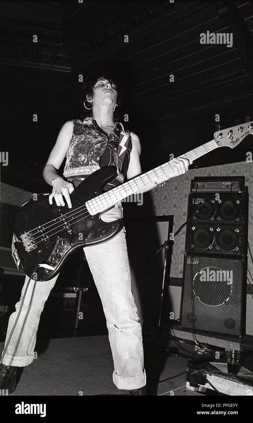 Michelle Leon von Babes In Toyland, Bedford Esquires, 05.10.1990 ...