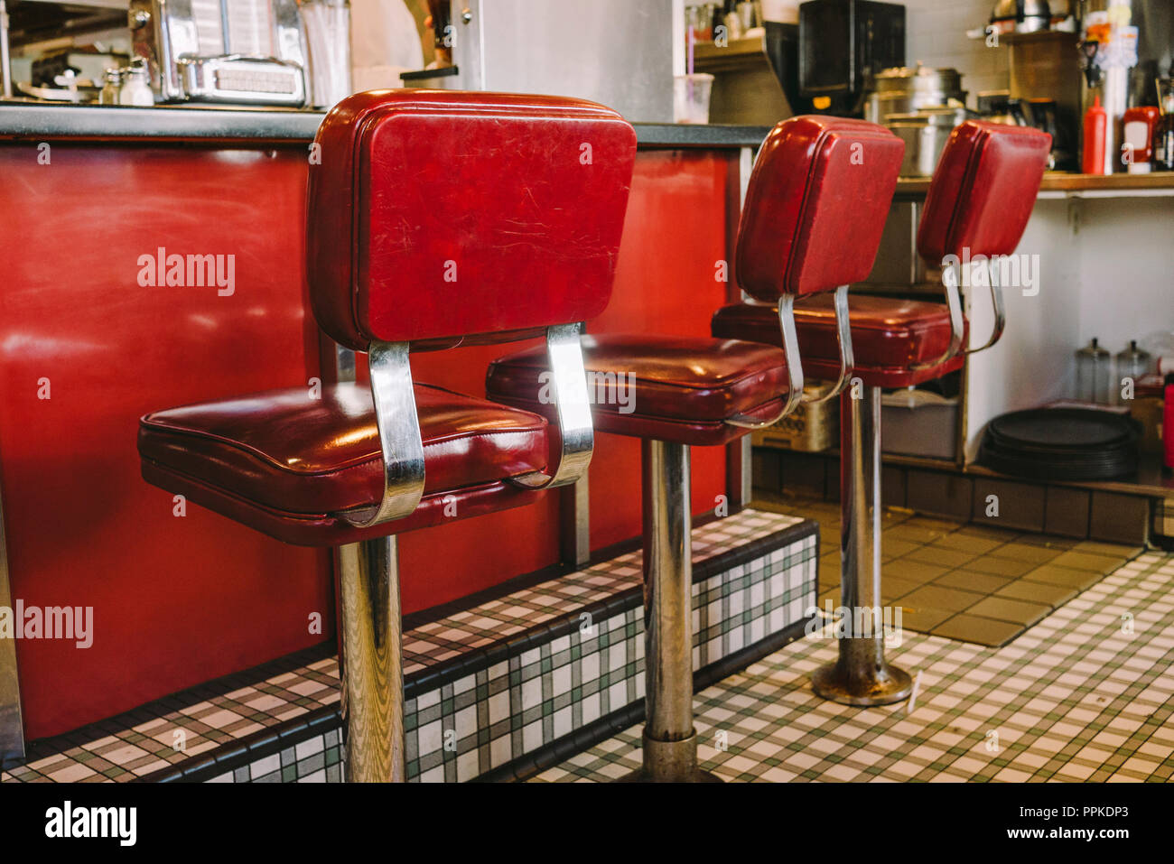 Restaurant im 50er jahre stil -Fotos und -Bildmaterial in hoher ...