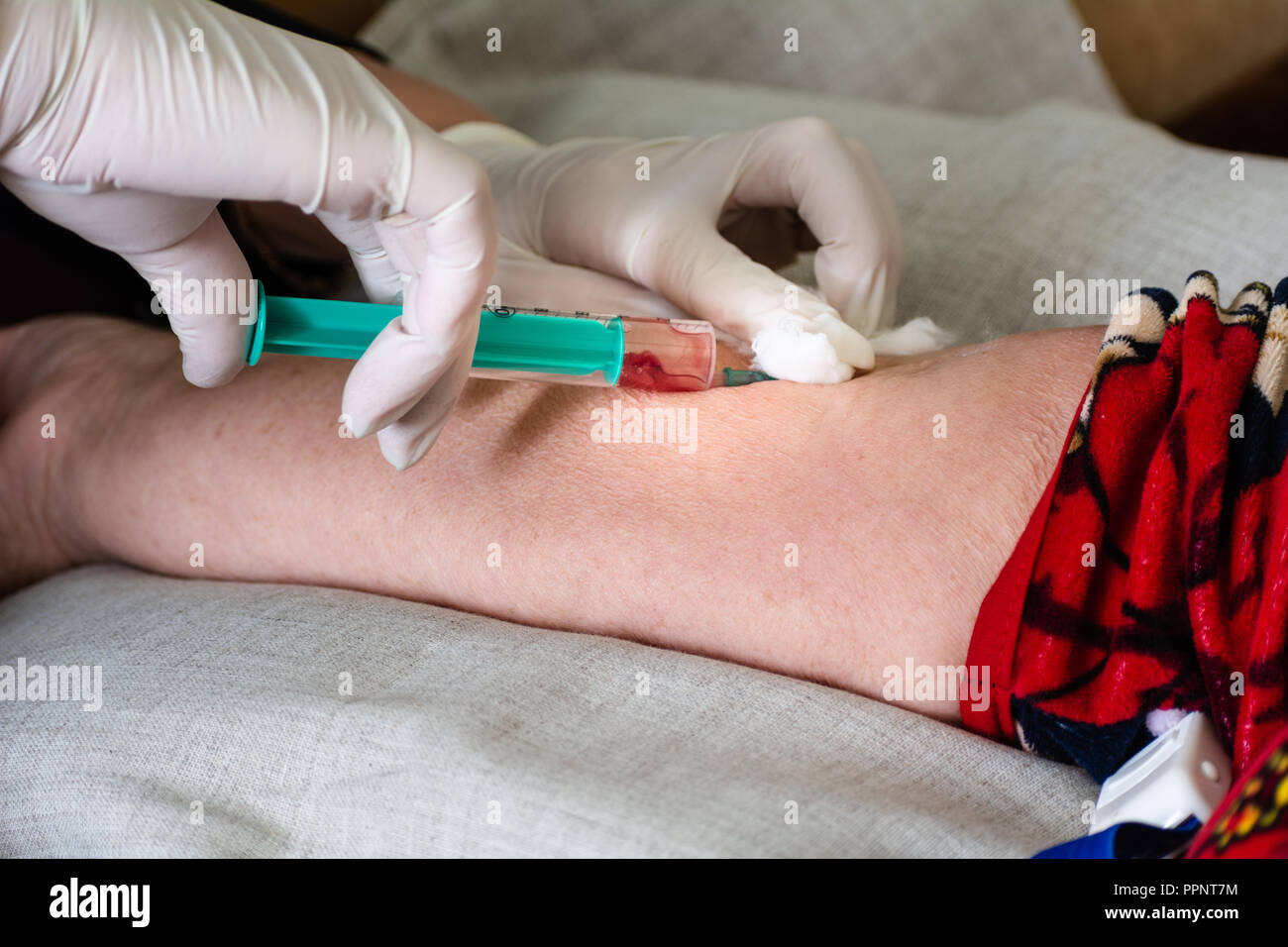 Intravenous injection -Fotos und -Bildmaterial in hoher Auflösung – Alamy