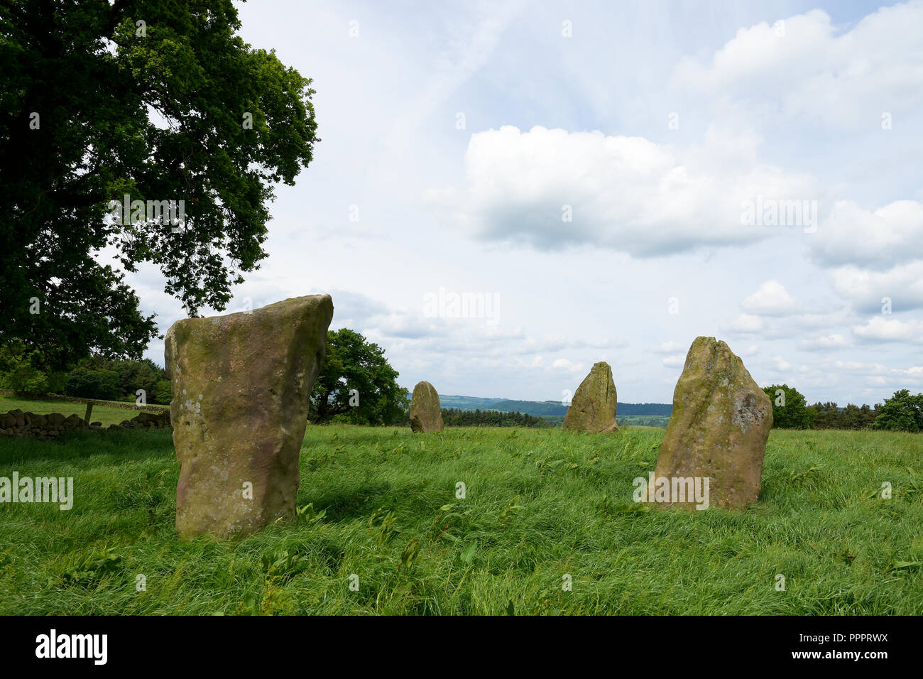 Graue Damen Steinkreis Peak District Stockfotos und -bilder Kaufen - Alamy