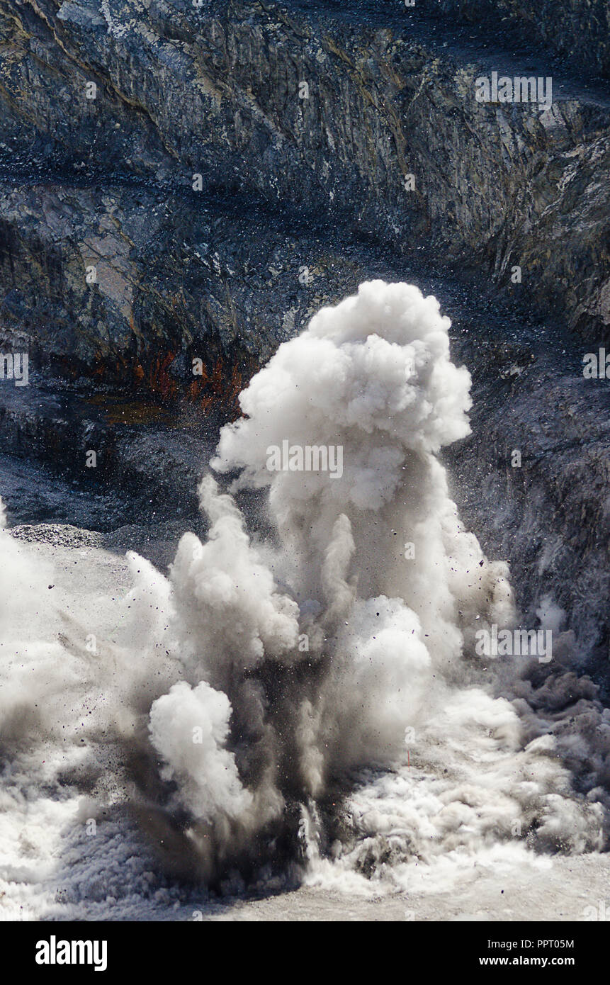 Explosion in der geöffneten Grube Goldmine, Goldfields Western ...