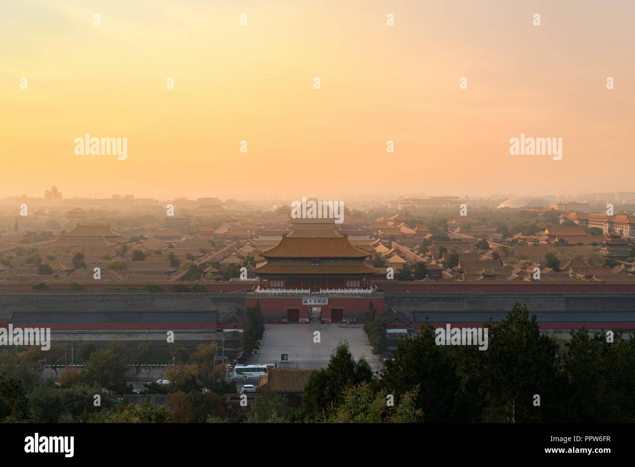 Luftbild peking -Fotos und -Bildmaterial in hoher Auflösung - Seite 2 ...