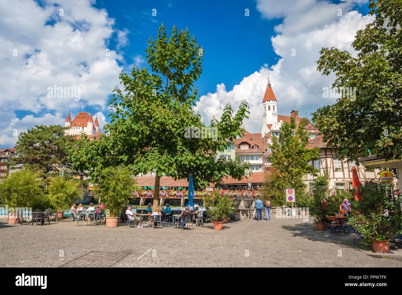 Altstadt thun schloss thun -Fotos und -Bildmaterial in hoher Auflösung ...