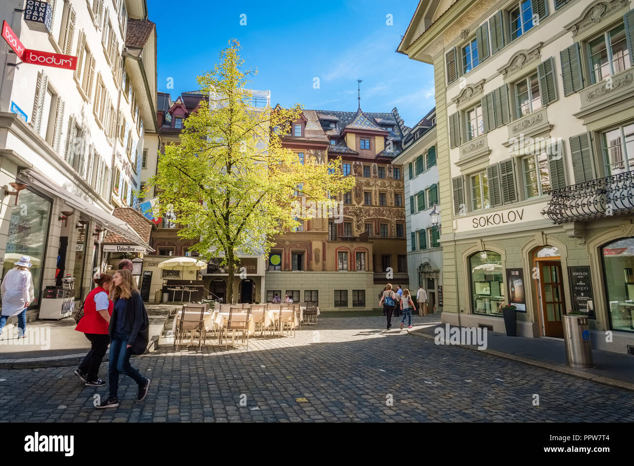 Luzern, Schweiz, 12. September 2015: Die Sonne scheint in der City Hall ...