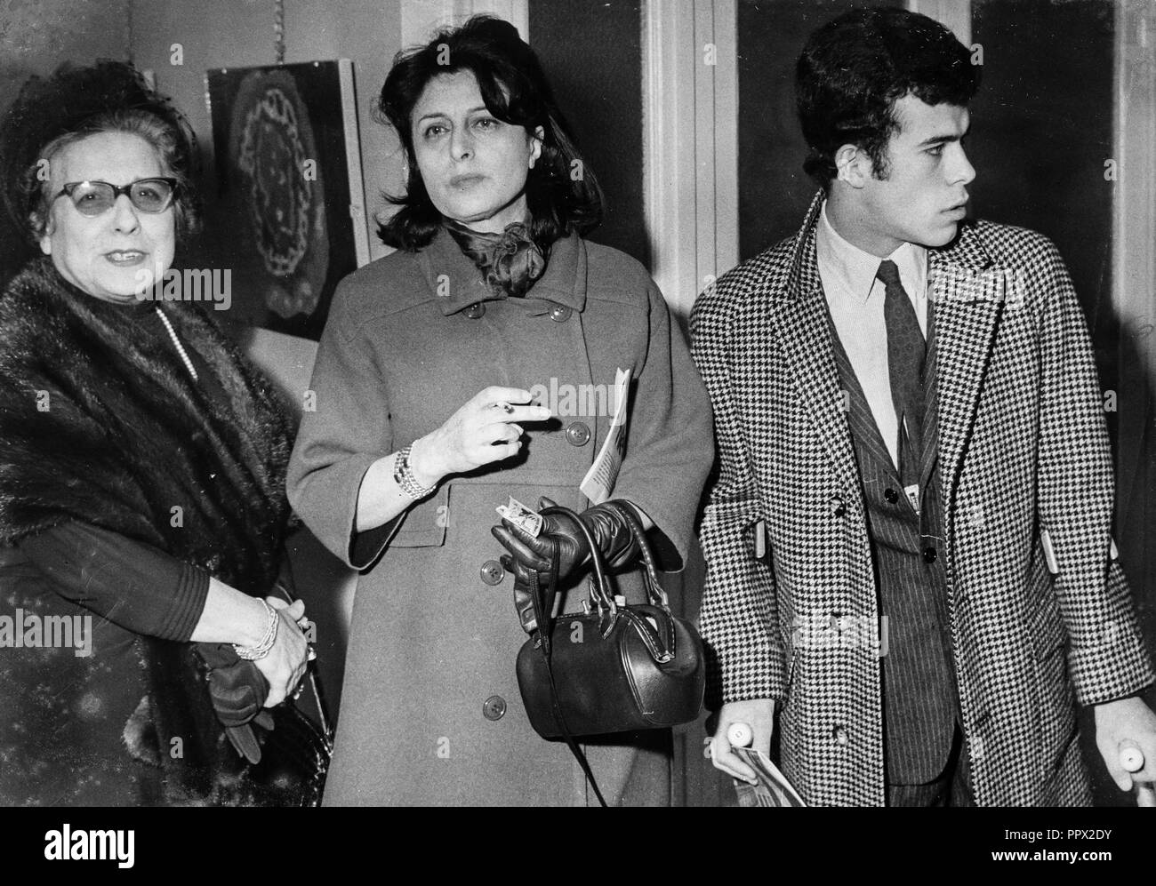 Anna Magnani mit Sohn Luca, Rom 1962 Stockfotografie - Alamy