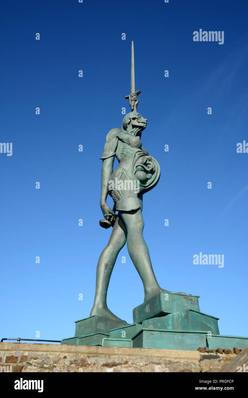 Damien hirst verity statue -Fotos und -Bildmaterial in hoher Auflösung ...