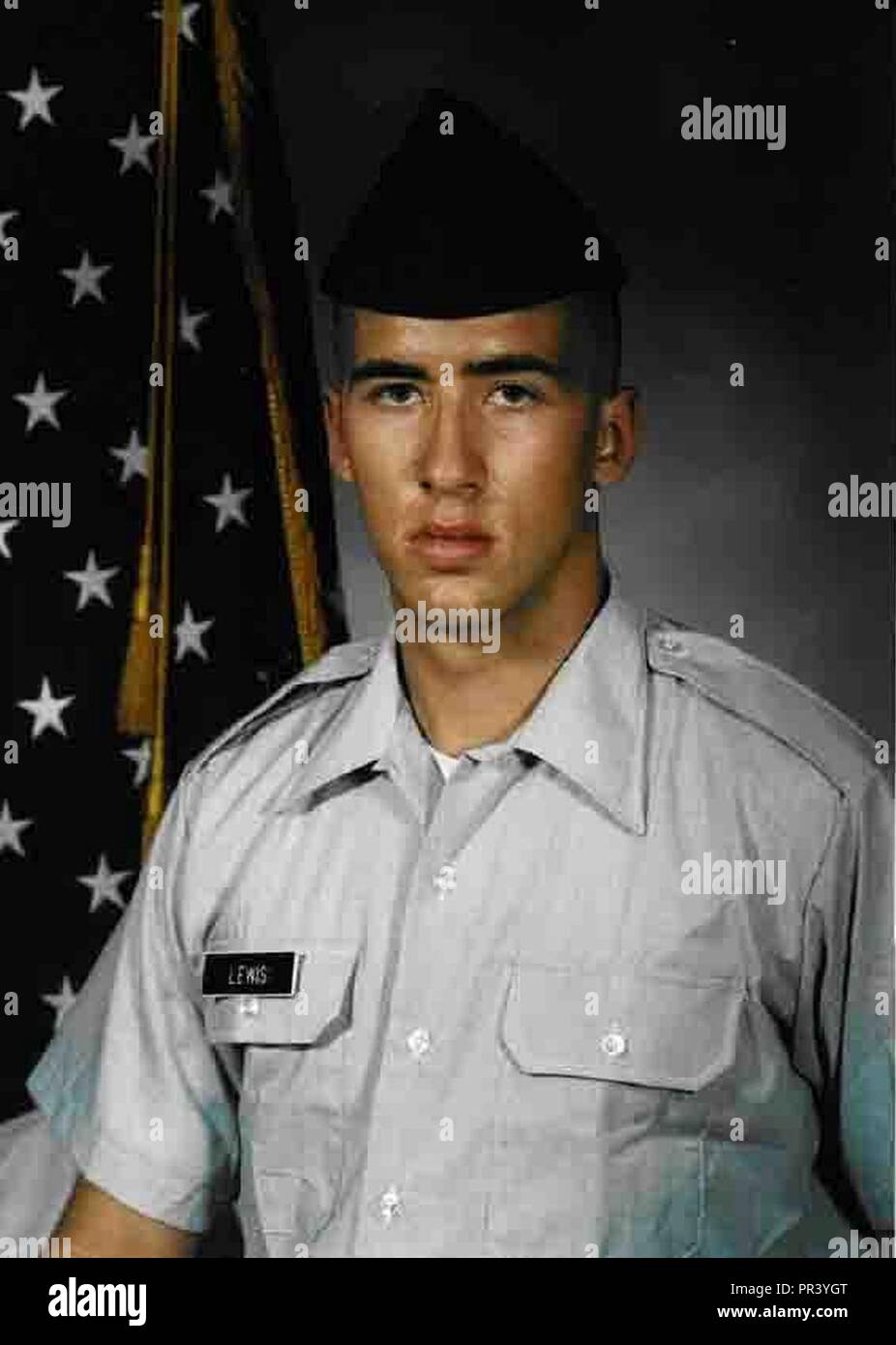 Pvt. Jeffrey Lewis bei Basic Combat Training in Fort Benning, Georgia ...