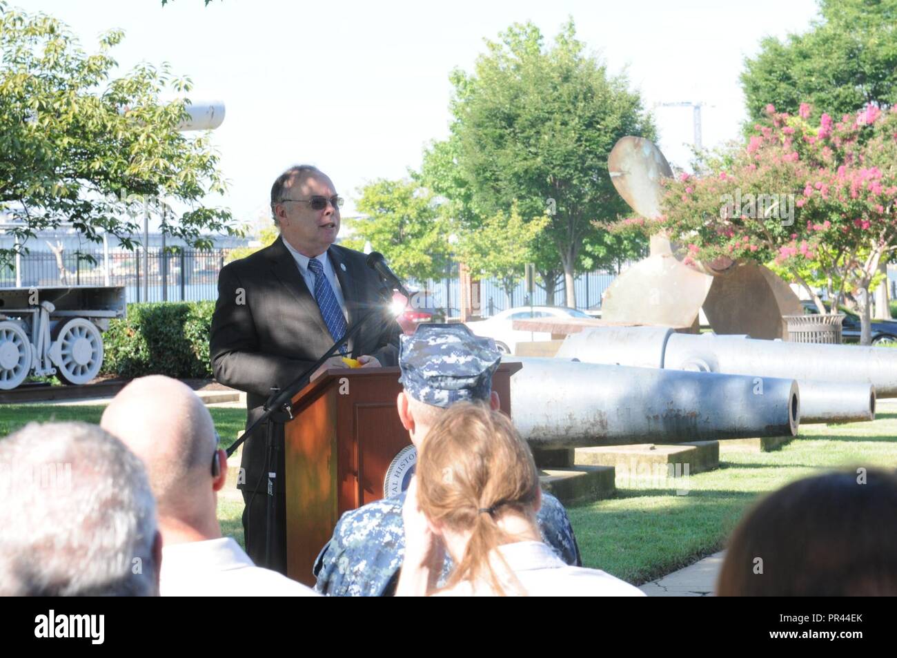 (Sept. 6, 2018), Konteradmiral Sam Cox (Ret), Direktor der Naval ...