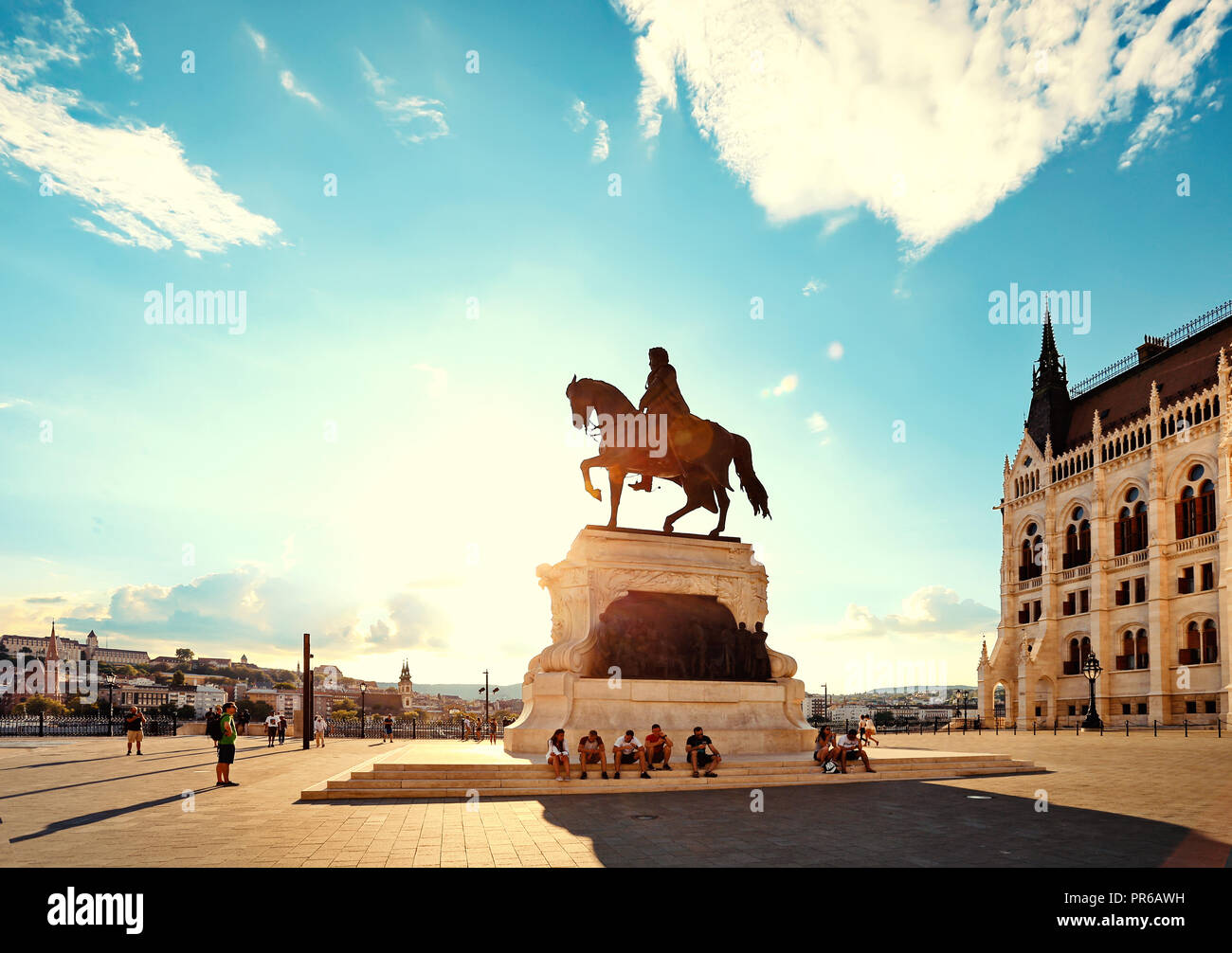 Statue von graf gyula andrassy -Fotos und -Bildmaterial in hoher ...