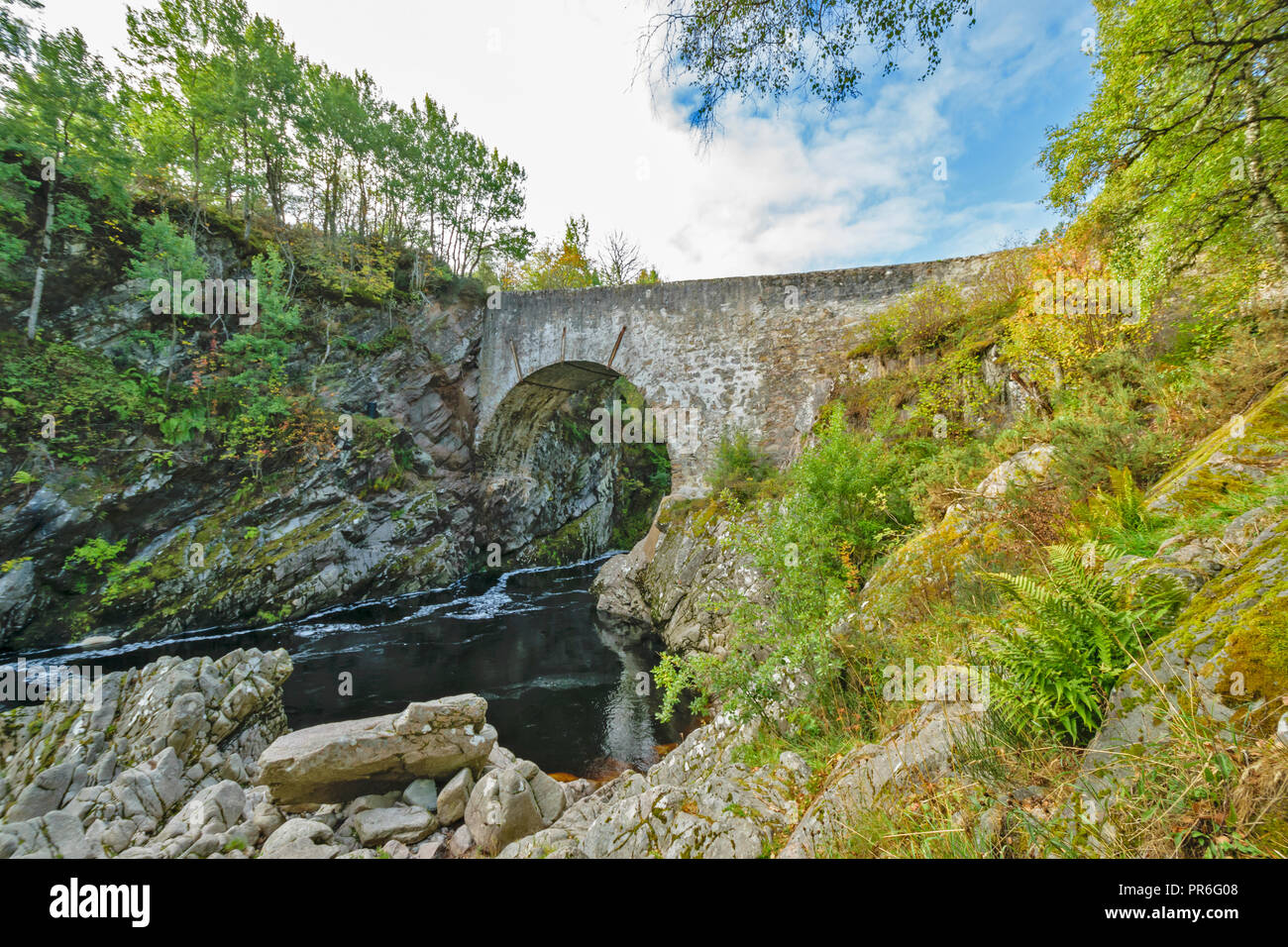 Flusses FINDHORN DULSIE BRIDGE Moray in Schottland DIE BRÜCKE ÜBER DEN ...