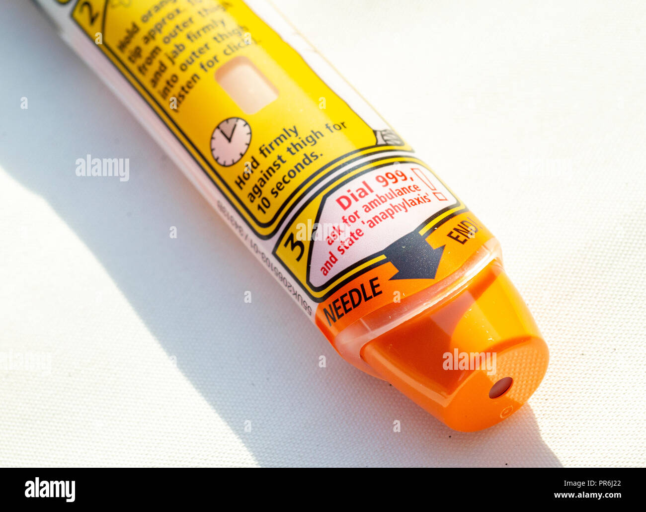 Adrenalin injection -Fotos und -Bildmaterial in hoher Auflösung – Alamy