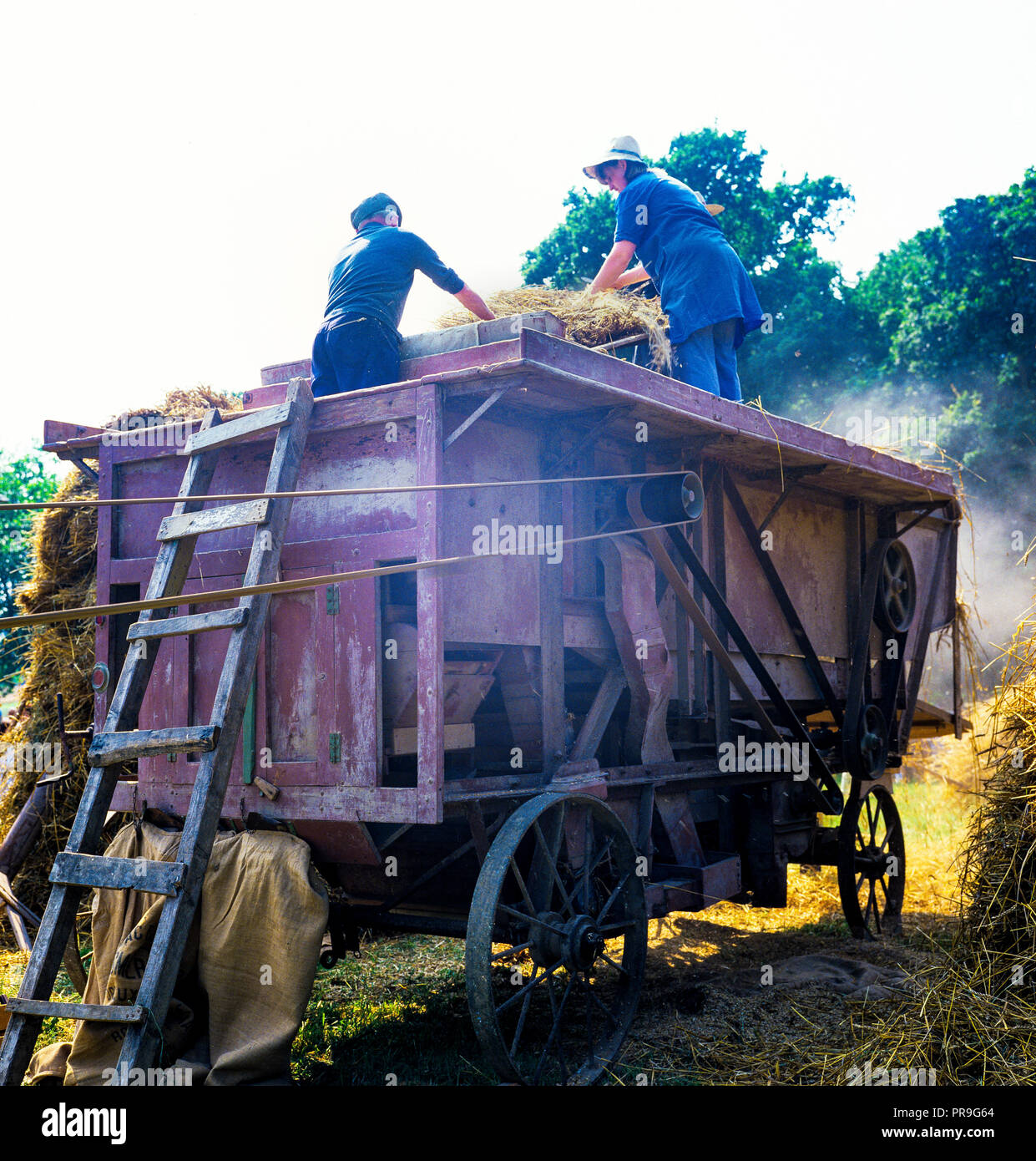 Alte drescher -Fotos und -Bildmaterial in hoher Auflösung – Alamy