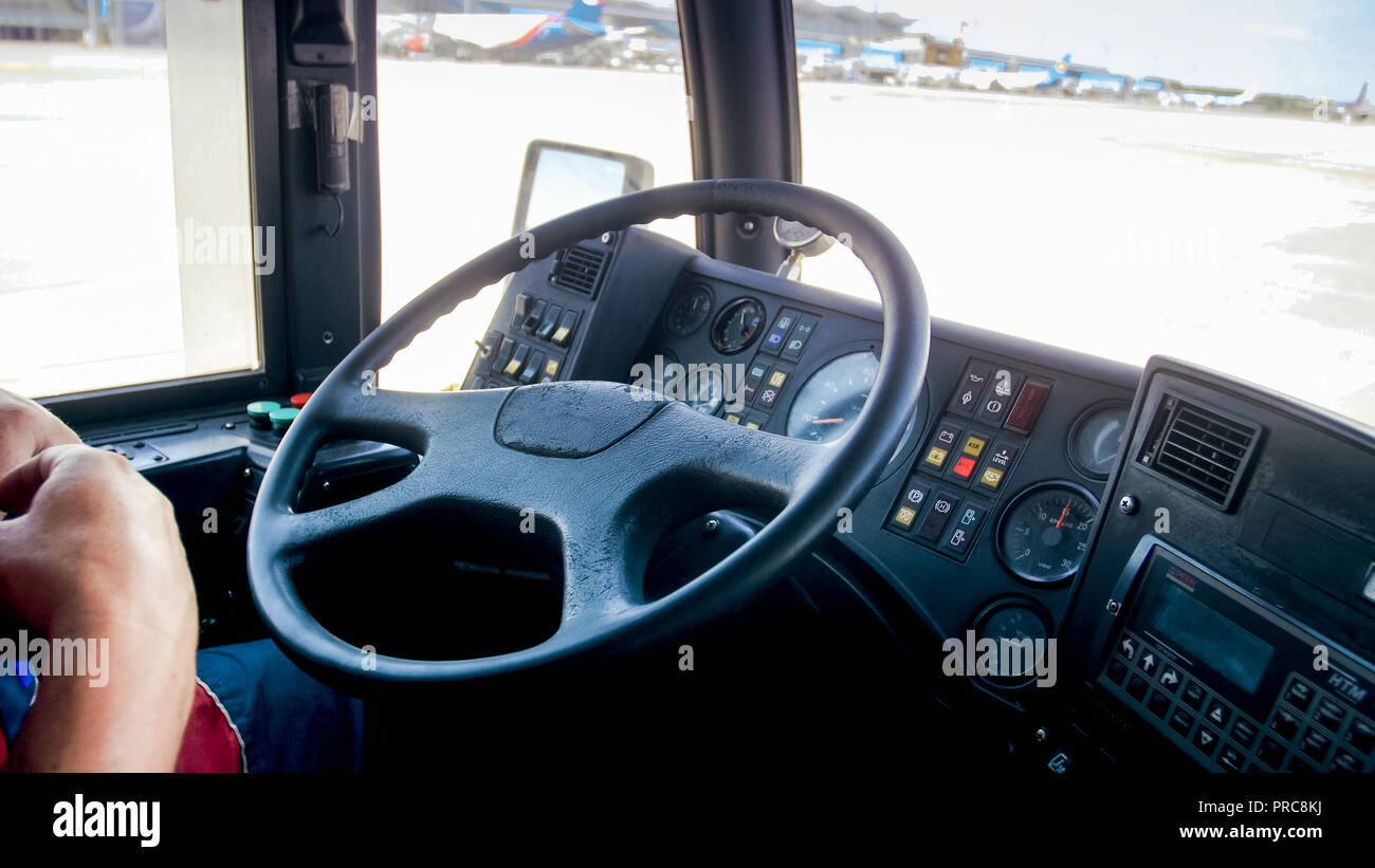 Express shuttle zum flughafenbus -Fotos und -Bildmaterial in hoher ...