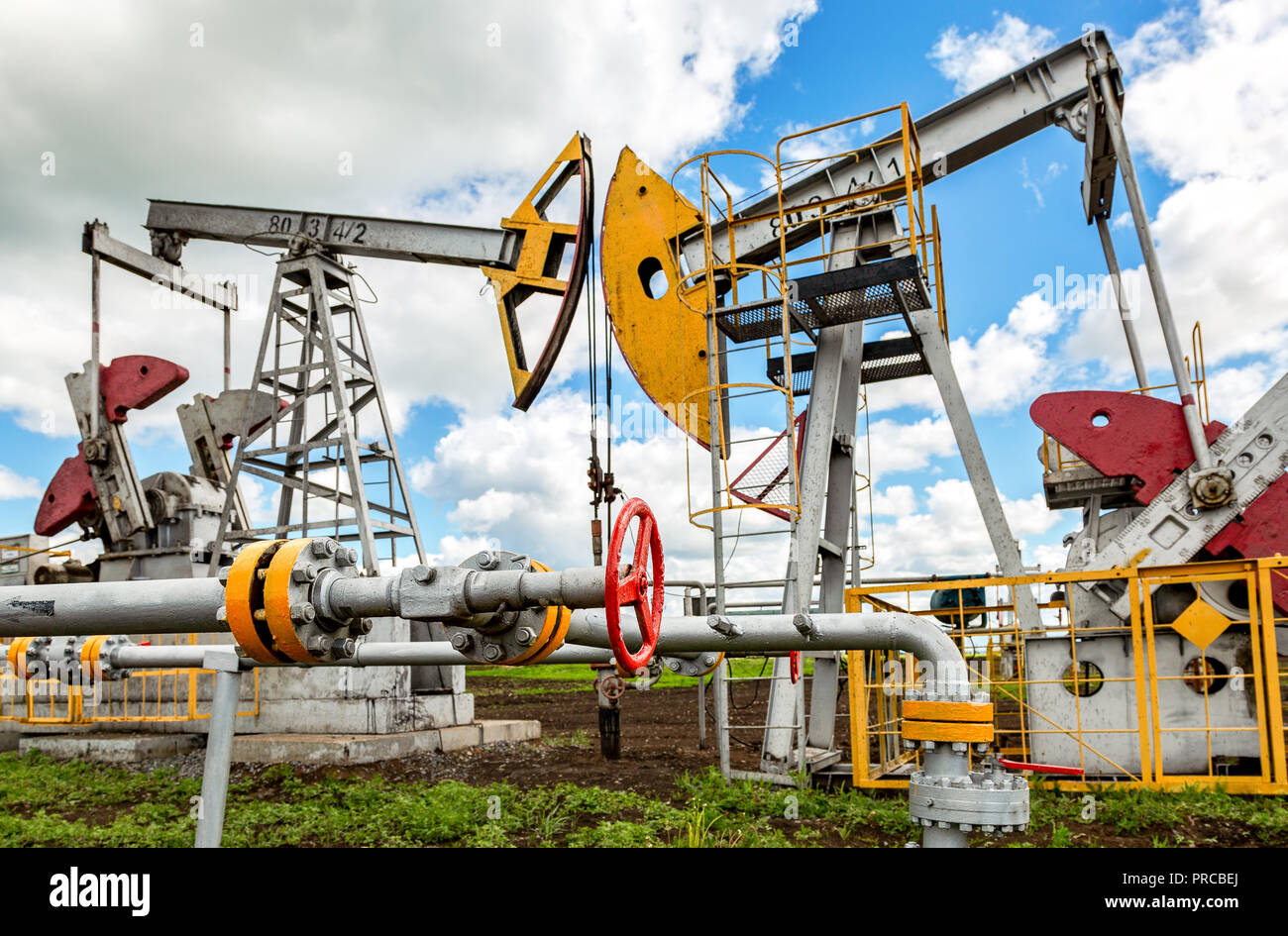 Pferdekopf pumpe -Fotos und -Bildmaterial in hoher Auflösung - Seite 3 ...