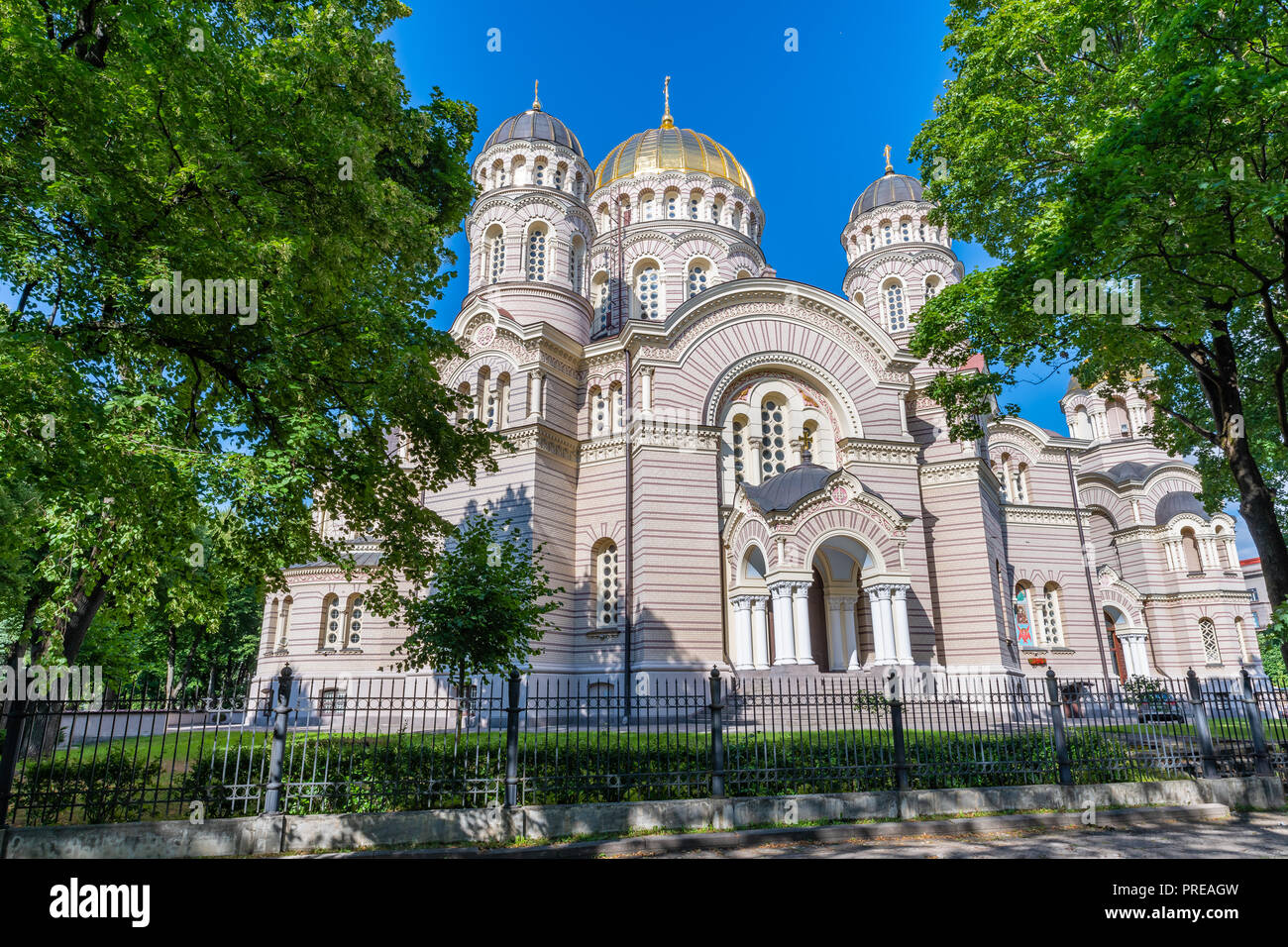 Geburt Christi Dom in Riga, Lettland wurde nach einem Entwurf von ...