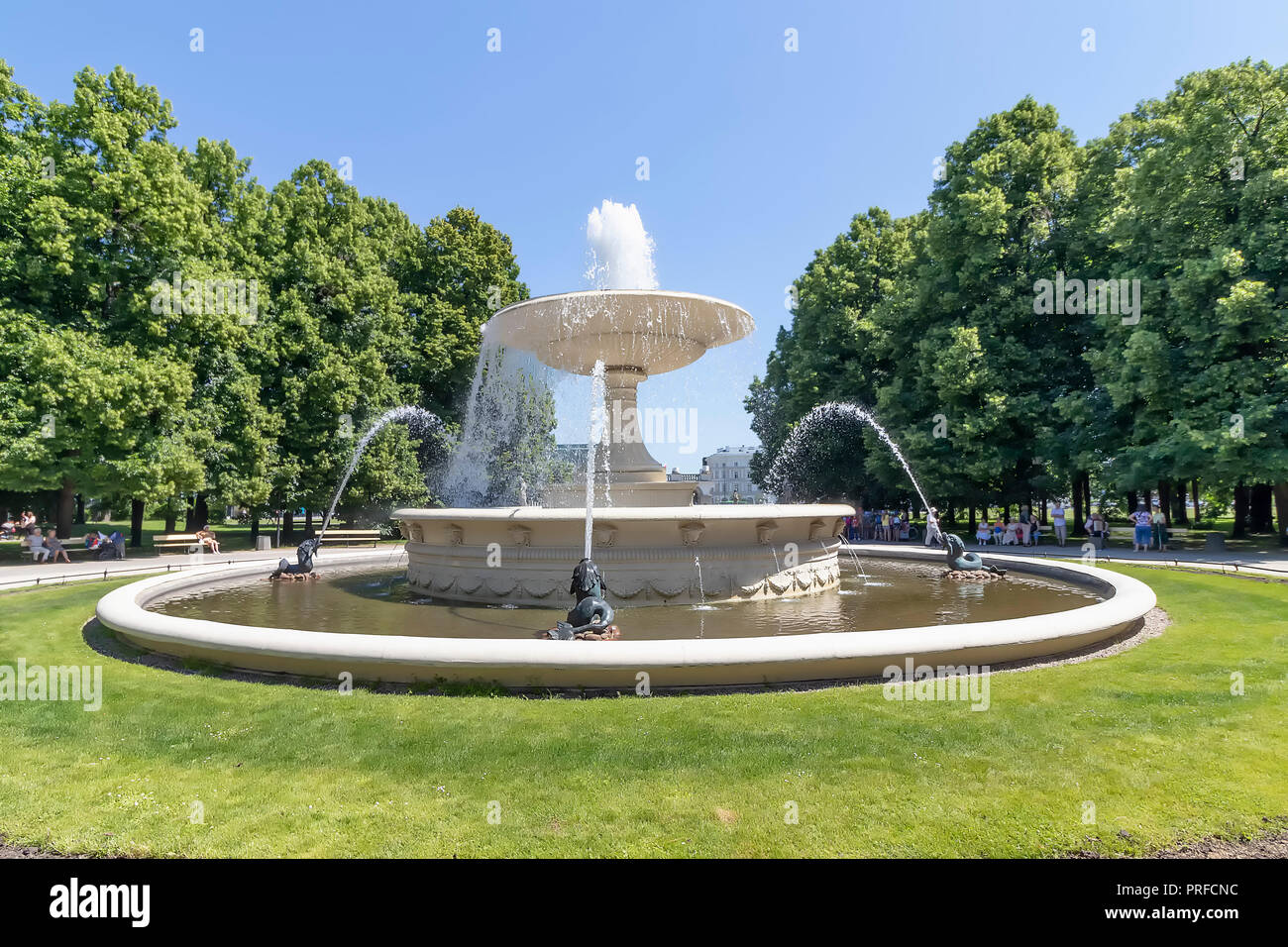 Warschauer park saski -Fotos und -Bildmaterial in hoher Auflösung – Alamy