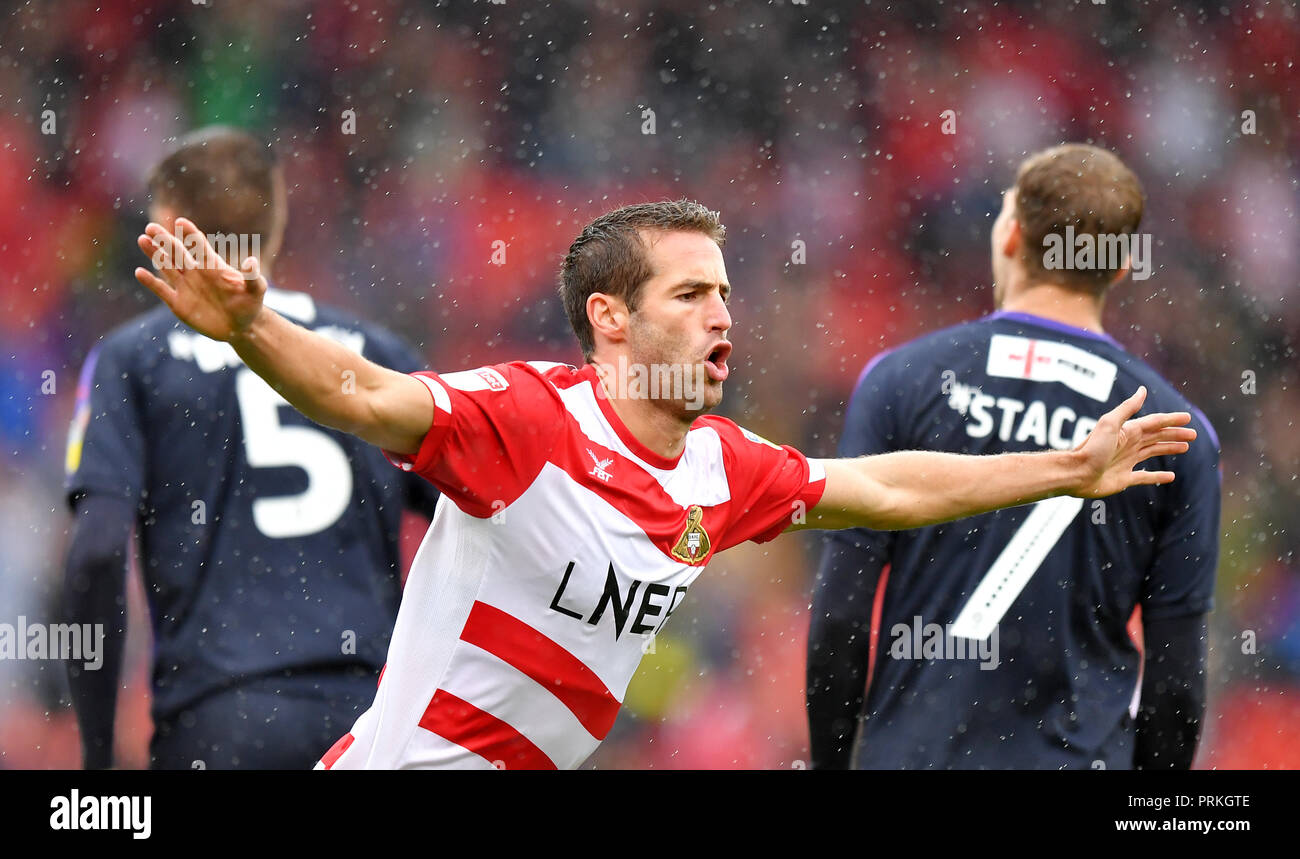 Luton stadt v doncaster rover -Fotos und -Bildmaterial in hoher ...