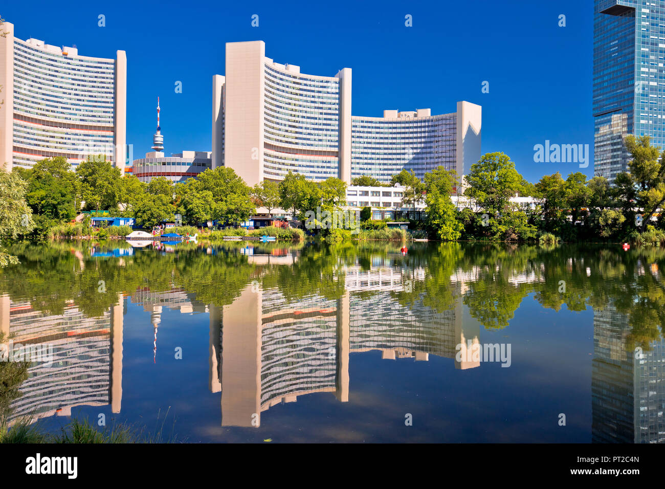 Internationales zentrum wien -Fotos und -Bildmaterial in hoher ...