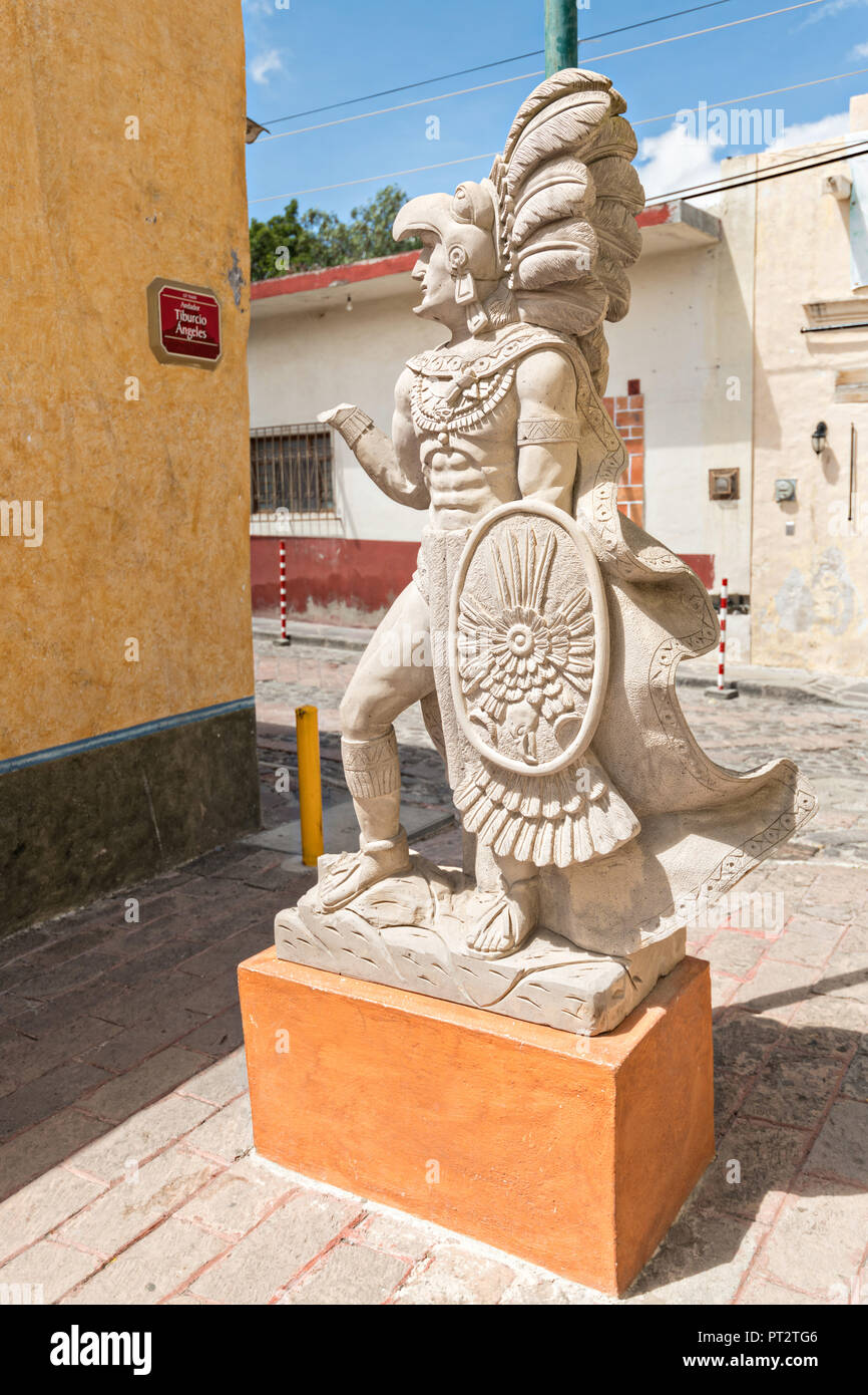 Indian warrior statue -Fotos und -Bildmaterial in hoher Auflösung – Alamy